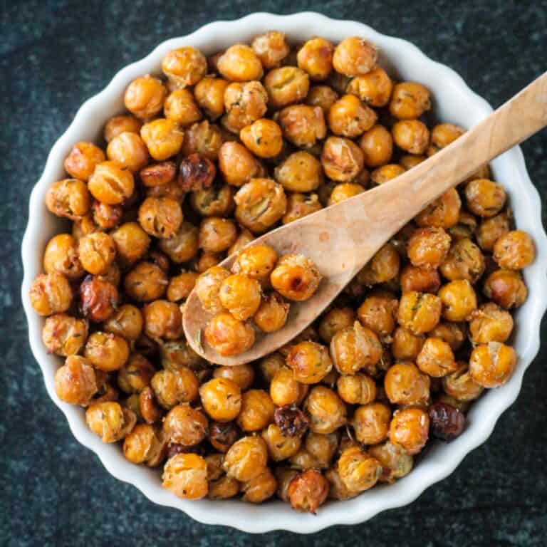 Garlic Herb Seasoned Roasted Chickpeas - Veggie Inspired
